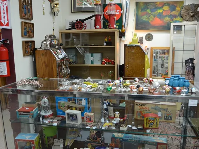 Waukesha Antique Mall 6