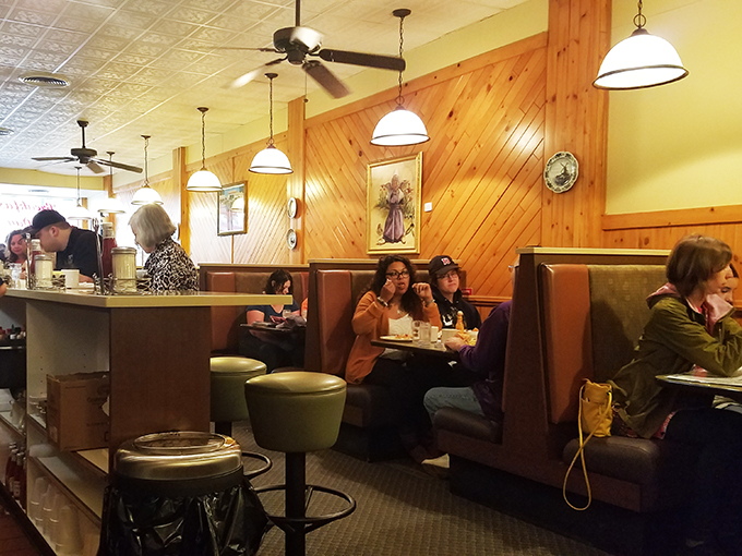 Windmill Restaurant 7