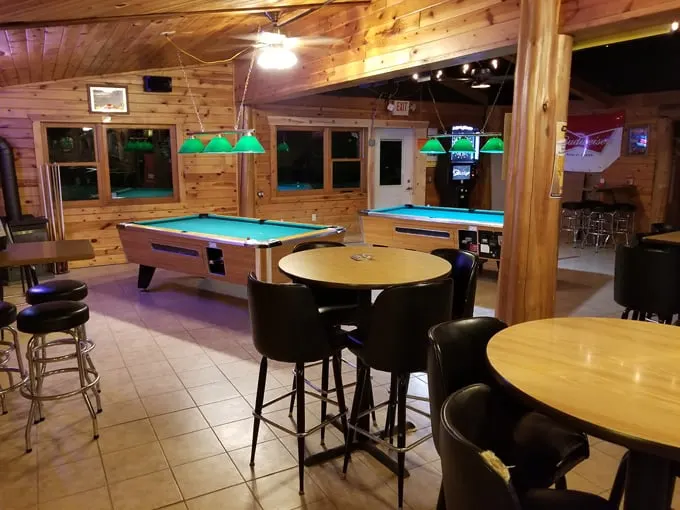 Woodtick Inn 2