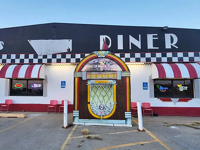 Woody's 50's Diner 1