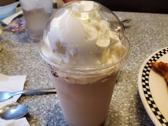 Woody's 50's Diner 6