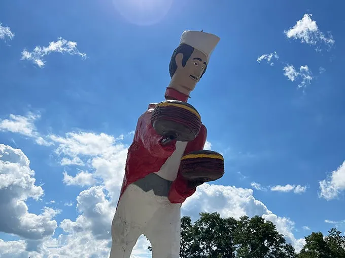 World's Largest Bobblehead 9