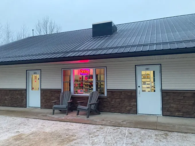 Yoder’s Bakery 1
