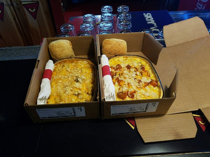 Zaroni's Pizza 4