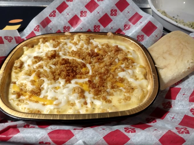 Zaroni's Pizza 5