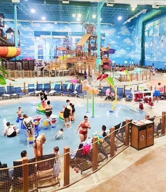 enormous indoor waterpark illinois ftr