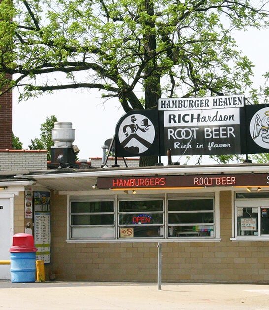 famous massive burgers illinois ftr