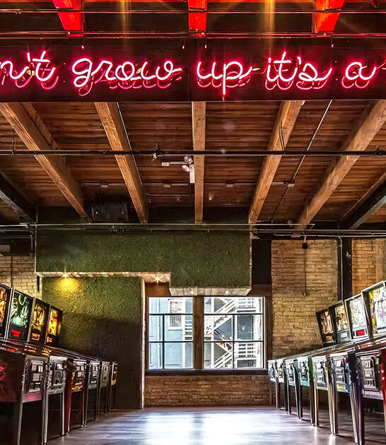 funky arcade bar illinois ftr