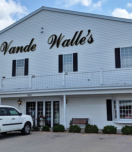 giant candy emporium wisconsin ftr