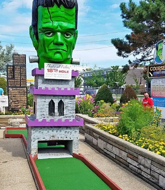 quirkiest golf course illinois ftr