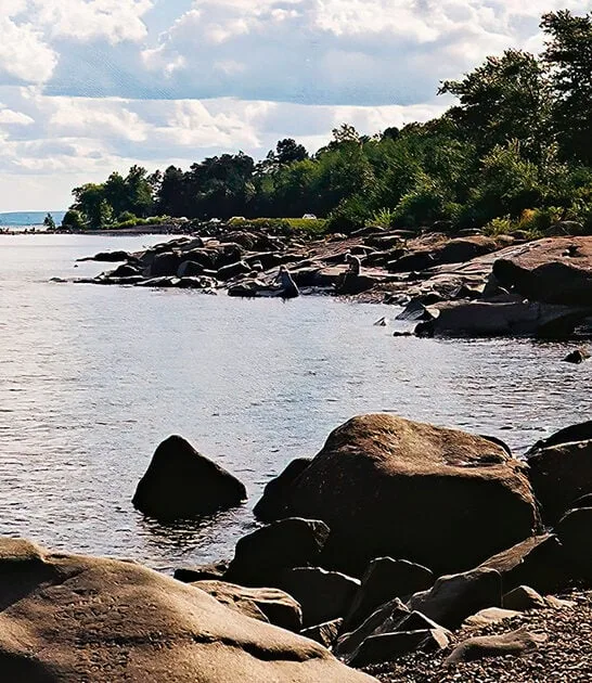 rocky black beach minnesota ftr