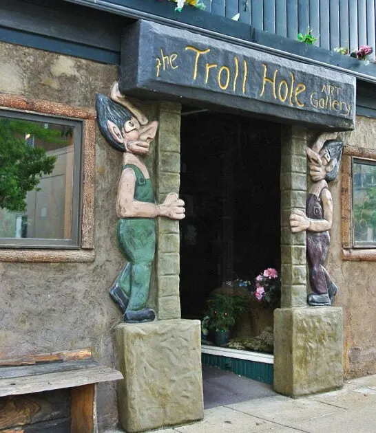 trolls tiny museum ohio ftr