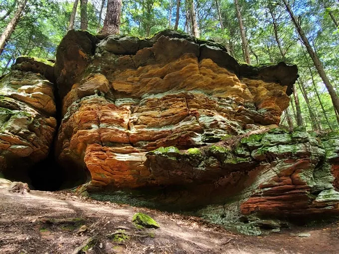 21 horses cave 2