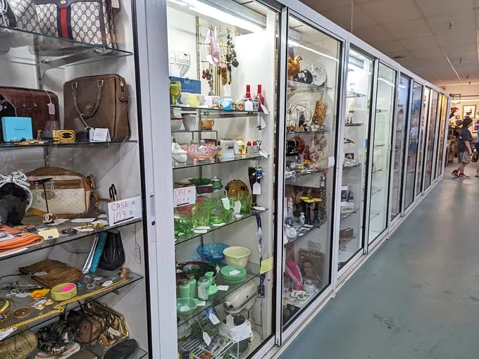 Antique Marketplace 4