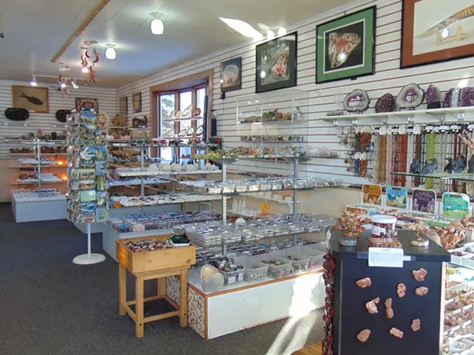 beaver bay agate shop 2