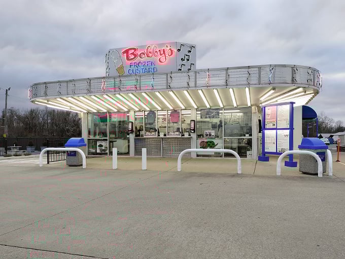 bobby's frozen custard 1