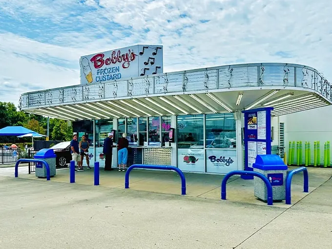 bobby's frozen custard 1