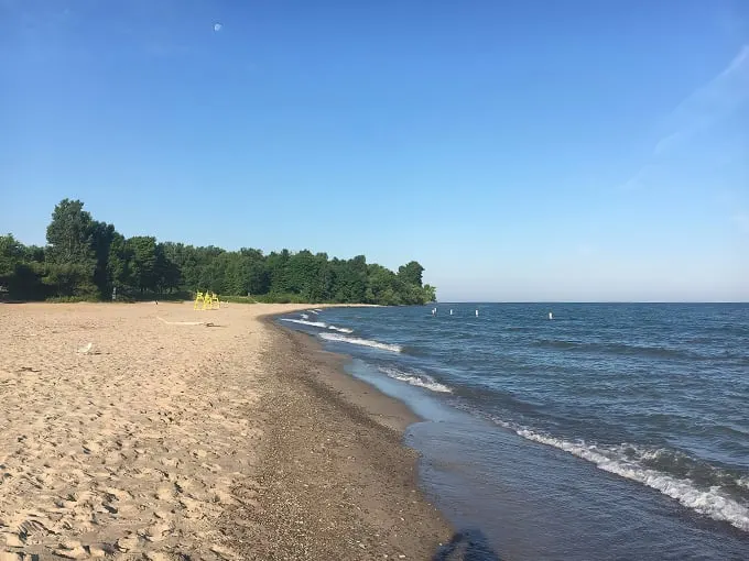 breakwater beach 1