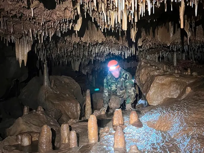 cave adventures 1