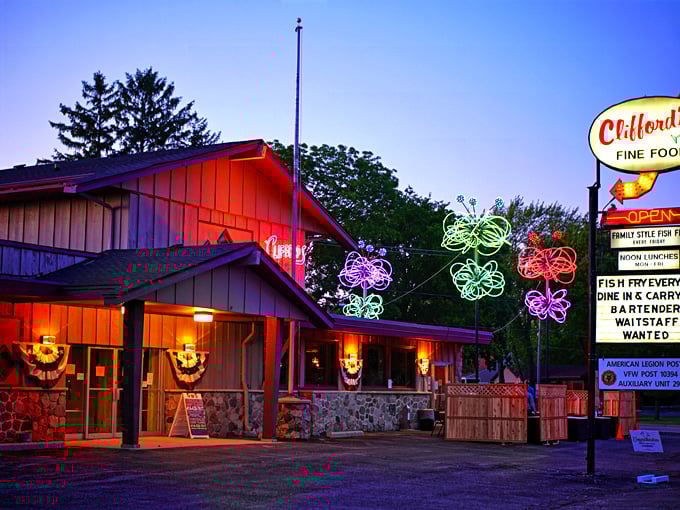 clifford's supper club 1