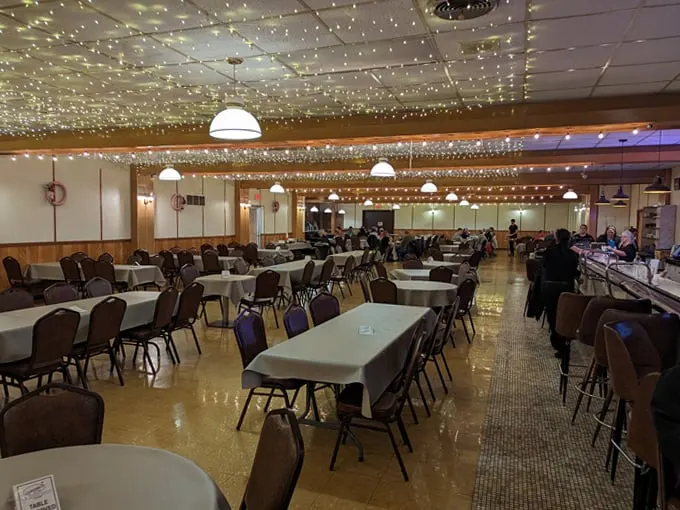 clifford's supper club 6
