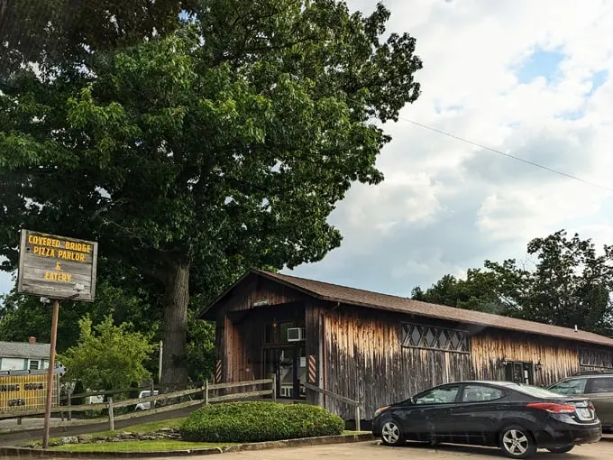 covered bridge pizza parlor 1