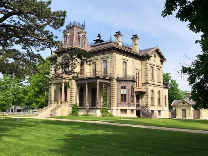 david davis mansion 9