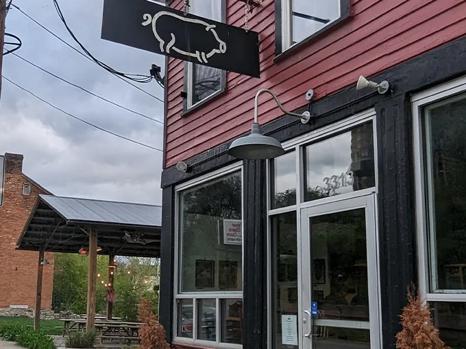 eli's bbq 1