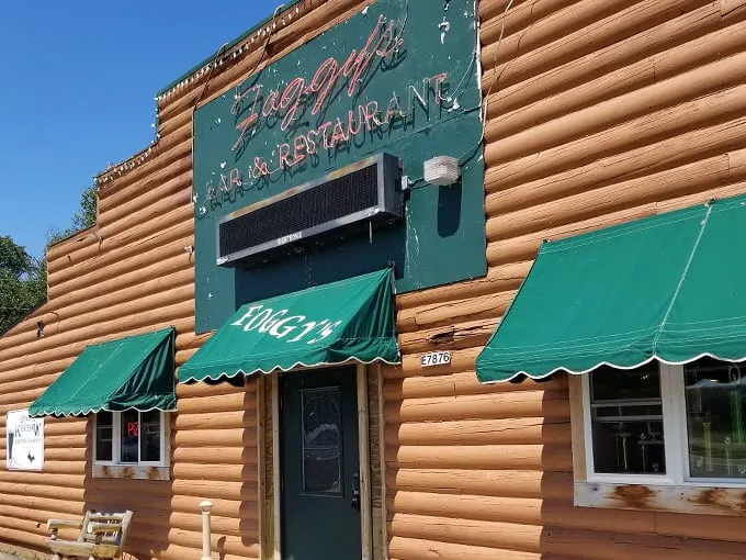 foggy's steakhouse & lounge 1