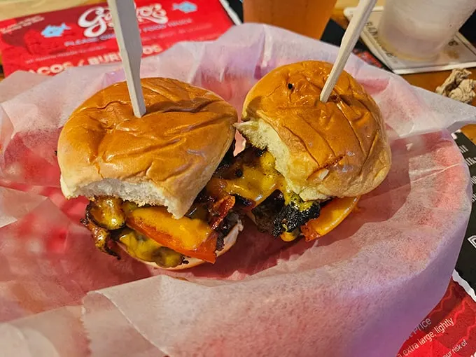 garbo's grill @ hanks! 5
