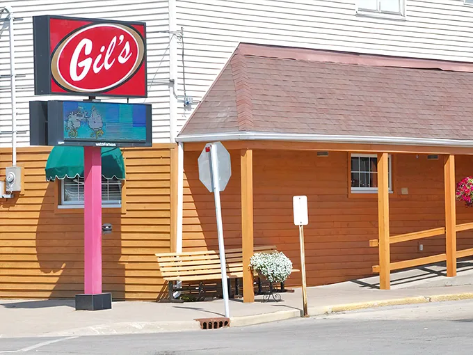 gil's supper club 1