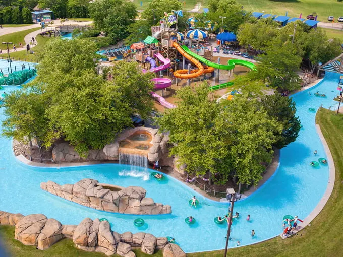 Hurricane Harbor Rockford 1
