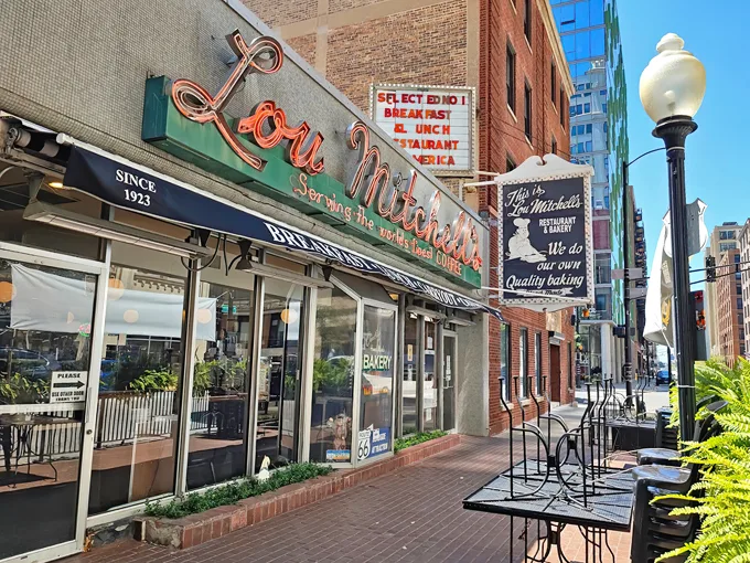 Lou Mitchell’s 1