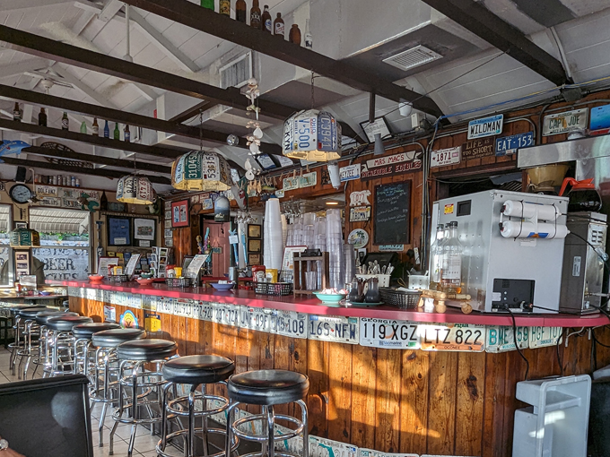 mrs. mac's kitchen (little) in key largo, fl 2