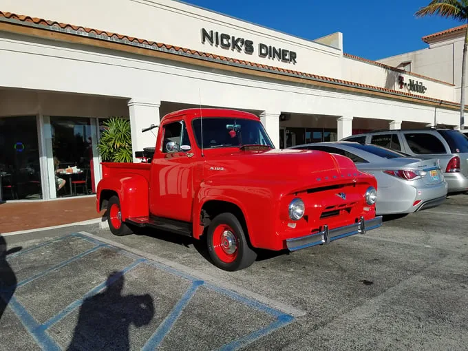 Nick's 50's Diner 1