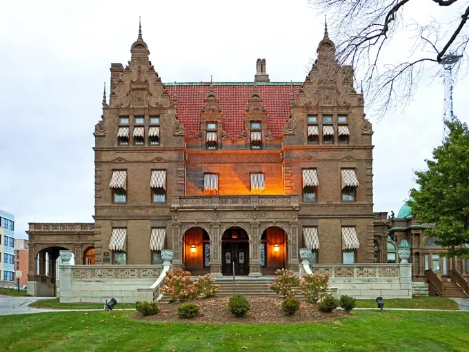 Pabst Mansion 1