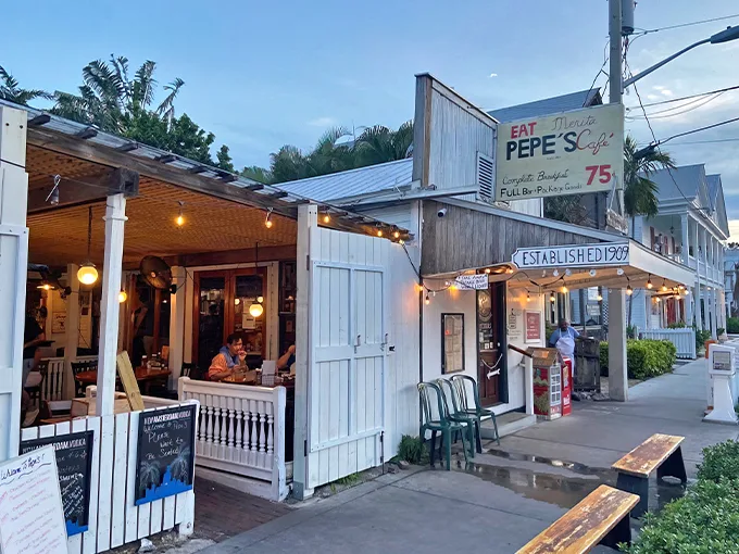pepe's cafe 1