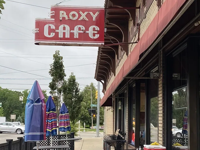 Roxy Cafe 1