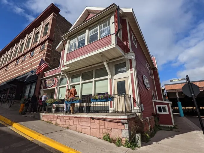 suomi home bakery & restaurant 1