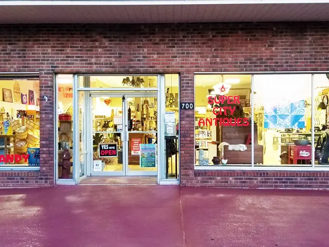 Super City Antiques & Collectibles 1