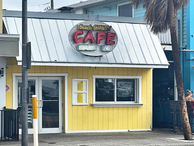 the beach shanty cafe 1