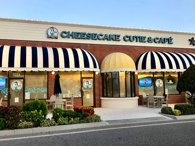 the cheesecake cutie & cafe 1