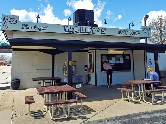 Wally's Drive-In 1