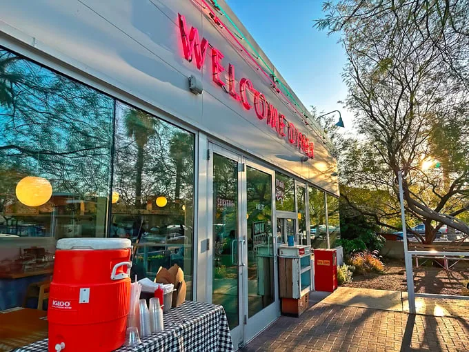 welcome diner 1
