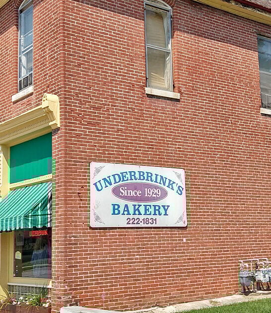 must visit bakeries illinois ftr