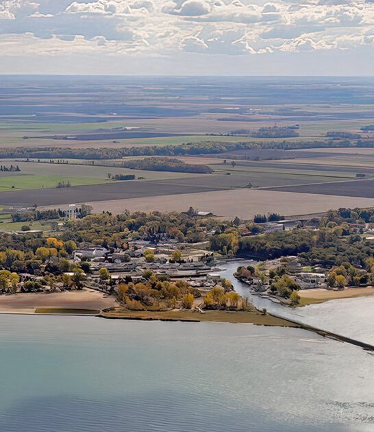 tiny waterfront town michigan ftr