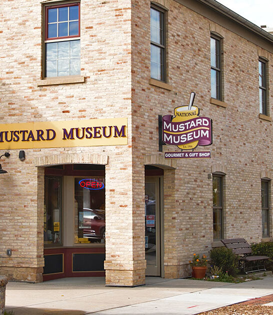 weird unusual museums wisconsin ftr