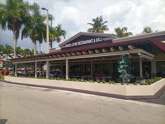 bagel cove restaurant & deli 1