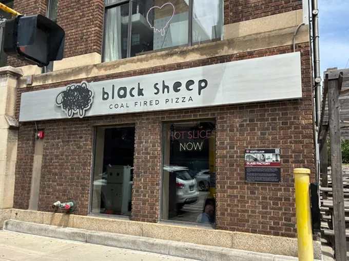 black sheep coal fired pizza 1