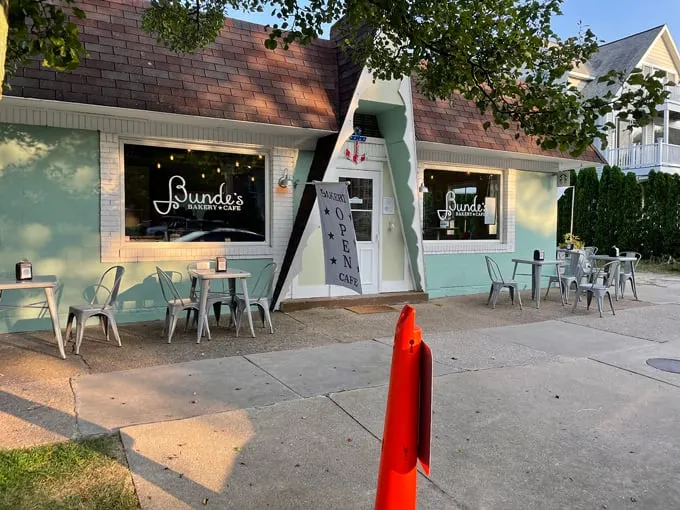 bunde's bakery cafe 1